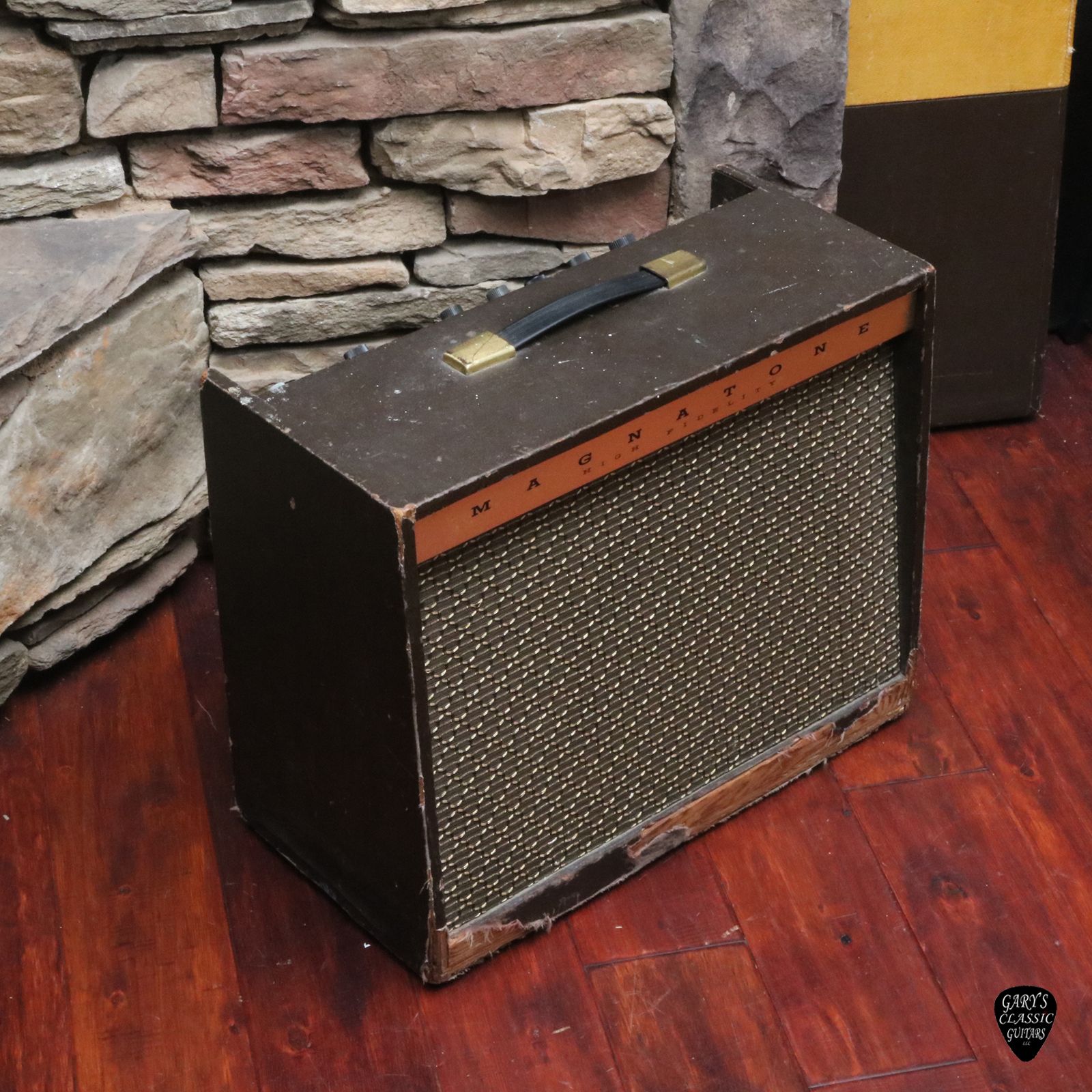 ~1961 Magnatone Custom 440, 1x12 combo | Garys Classic Guitars ...